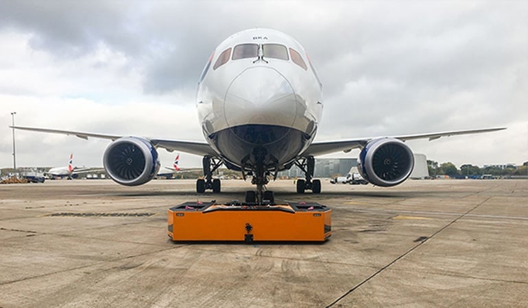 5 Types of Aircraft Tugs: Tow bars or electric aircraft tugs