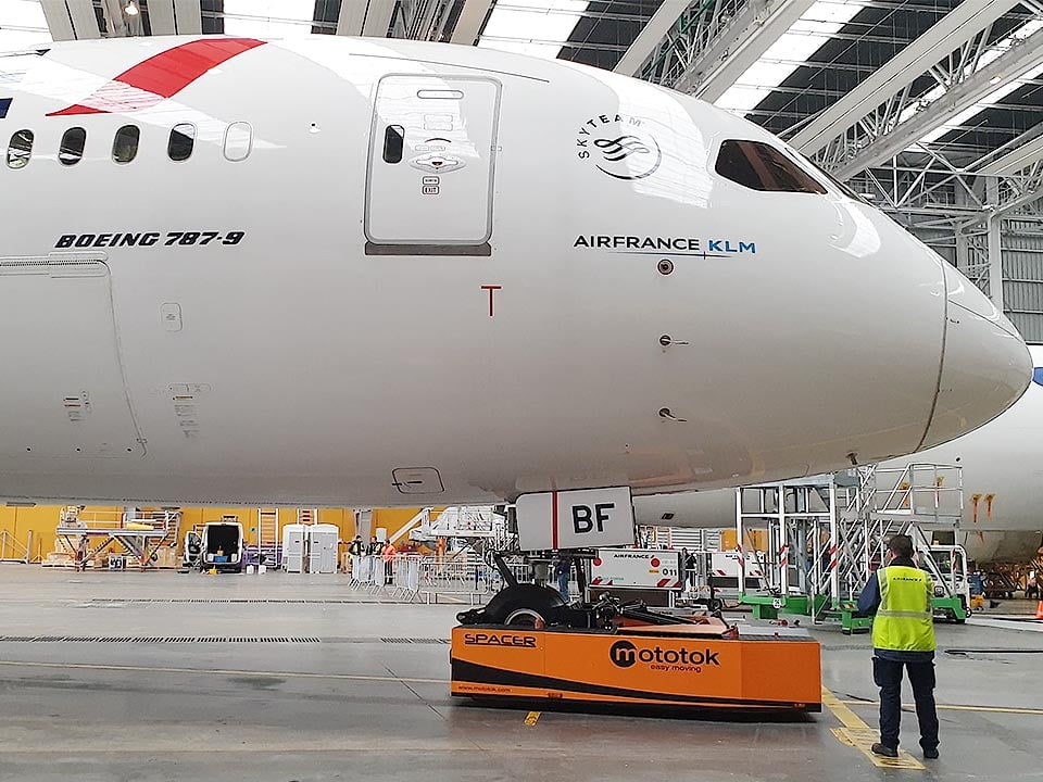 Mototok Aircraft Tugs: Electric, Towbarless, Remote-Controlled