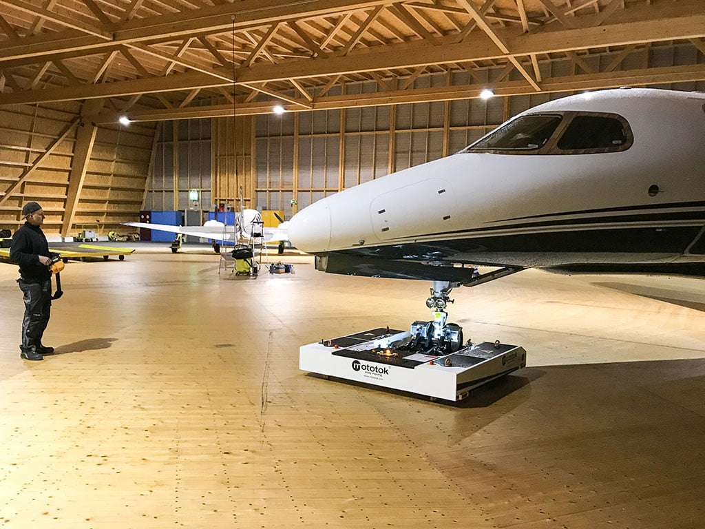 Mototok: Electric Aircraft and Helicopter Tug – M-Series